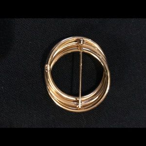 Tiffany & Co. | Jewelry | Tiffany 4k Gold Interlocking Loop Brooch ...